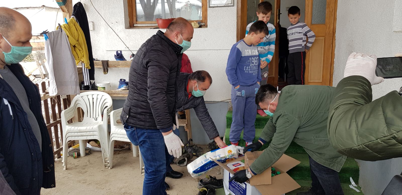 Klokot: Ministarstvo za zajednice i povratak obezbedilo humanitarne ...