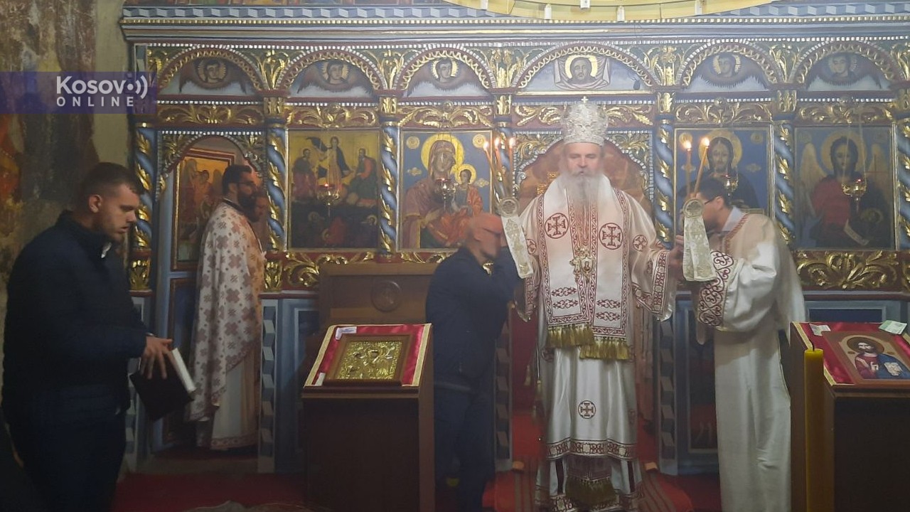 Petković u Pasjanu na liturgiji koju služi vladika Teodosije - Kosovo ...