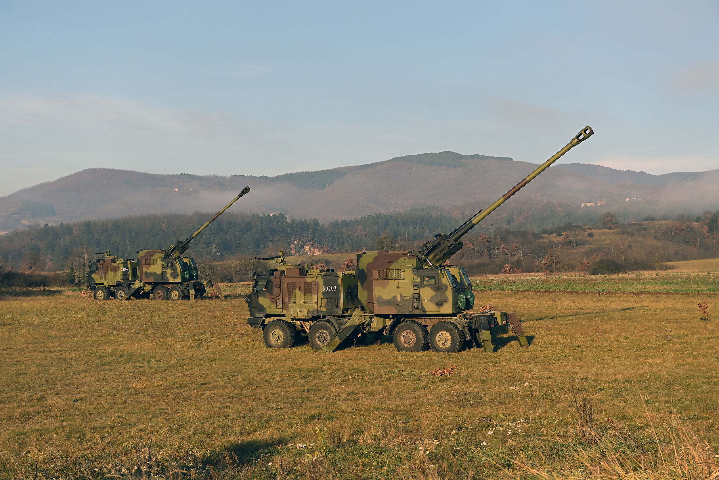 Ministar Vučević obišao jedinice Vojske Srbije u garnizonu Raška ...