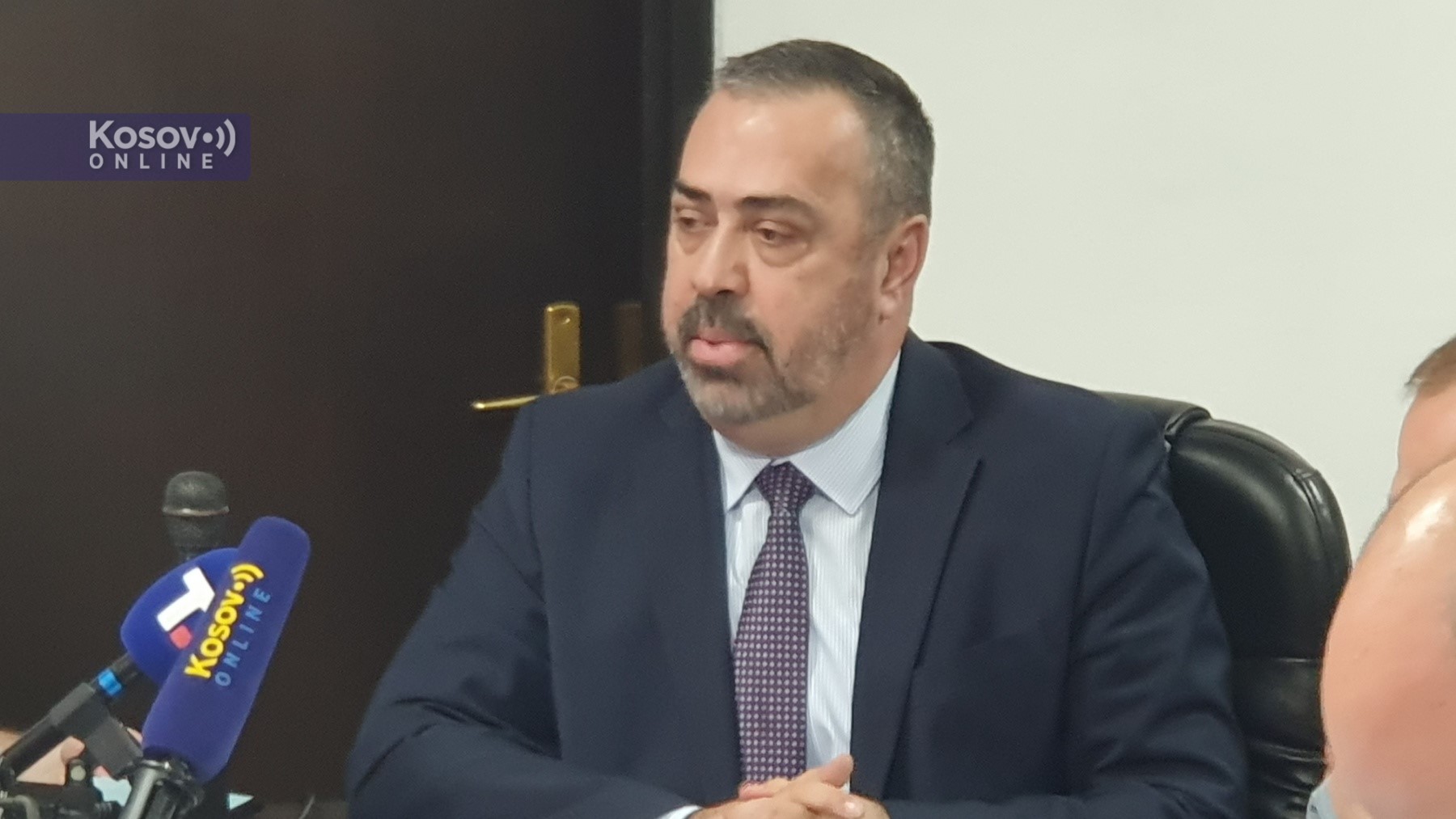 Murati: We sent all the decisions by mail; Vlajic: When the law is not ...