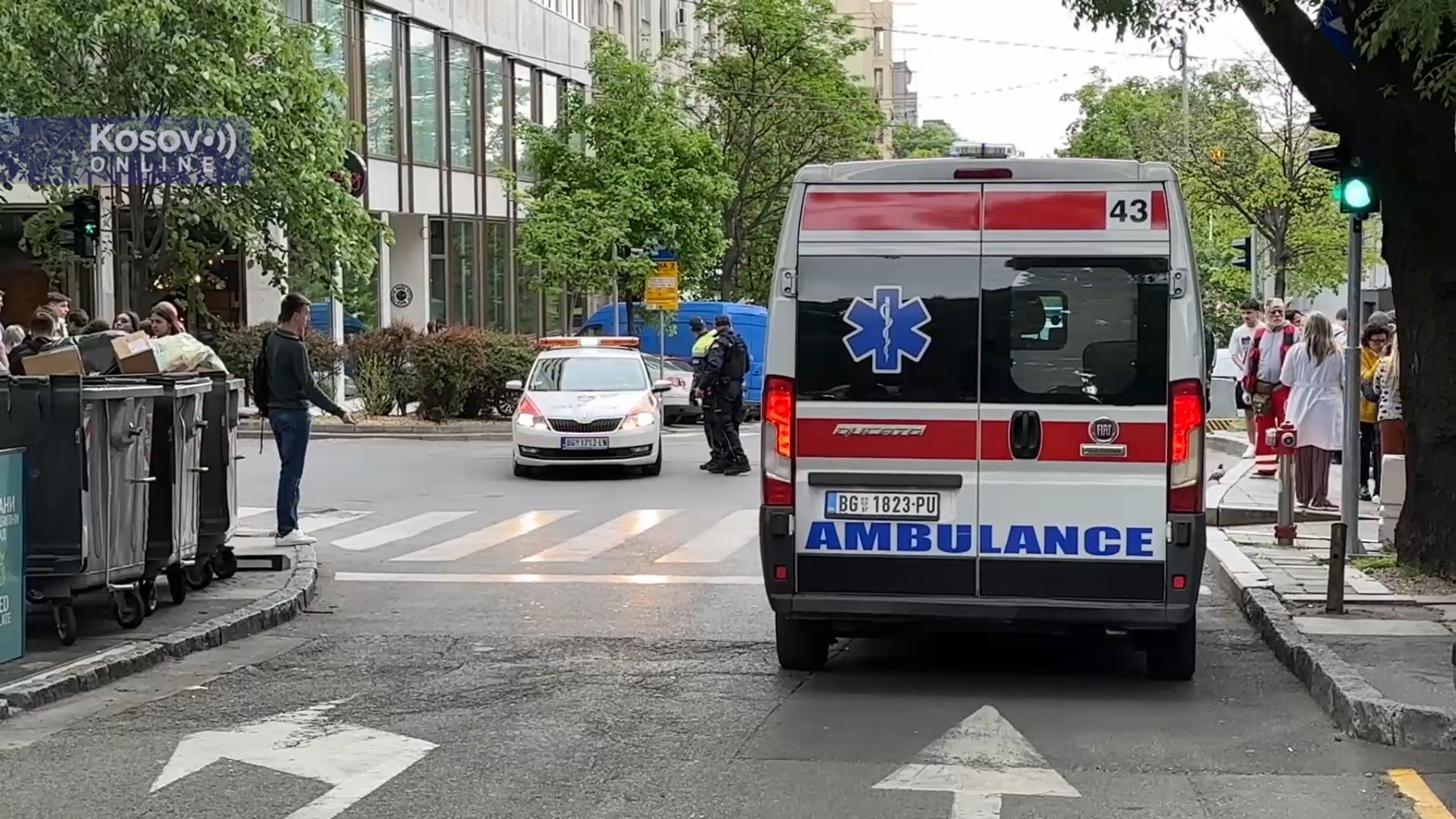 (Foto) Pucnjava u osnovnoj školi u Beogradu, ima mrtvih i ranjenih, uhapšen maloletnik koji je ...