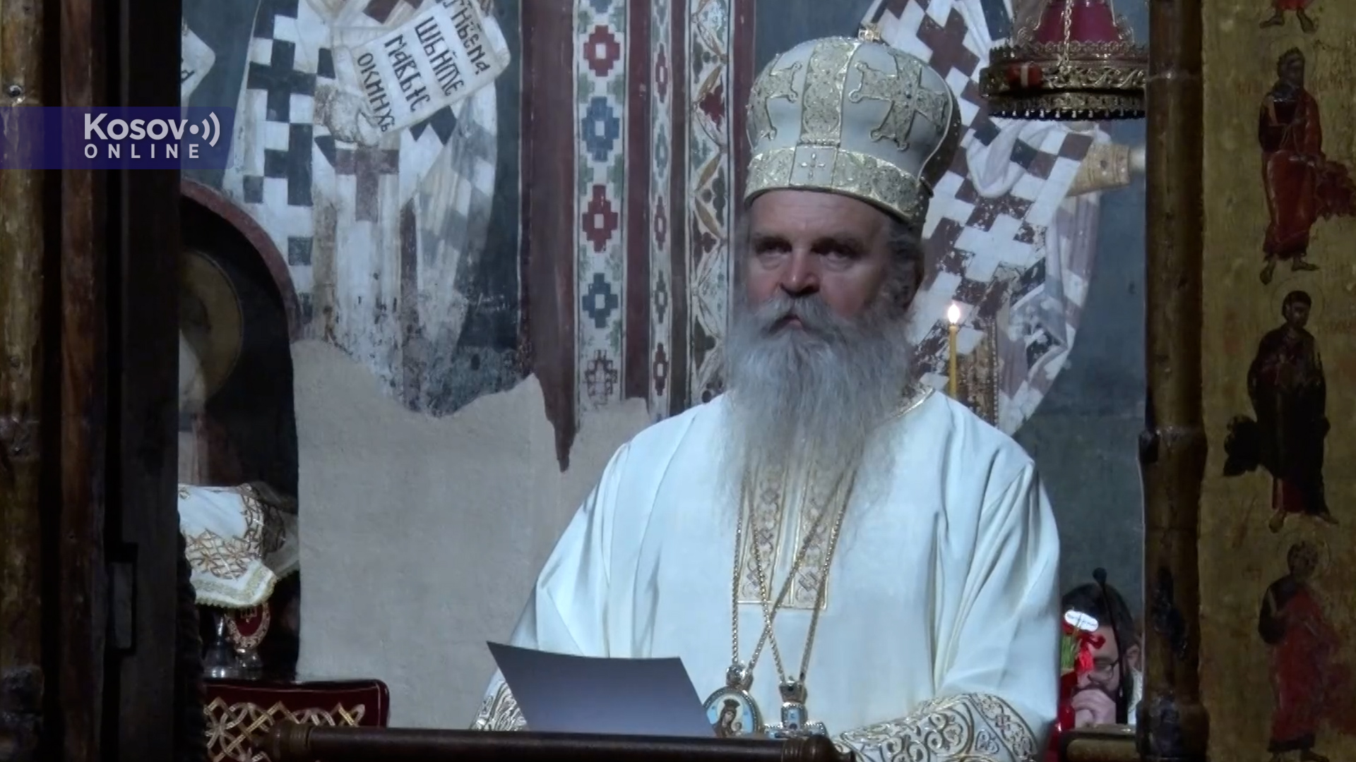 Mitropolit raško-prizrenski Teodosije služio ponoćnu liturgiju u ...