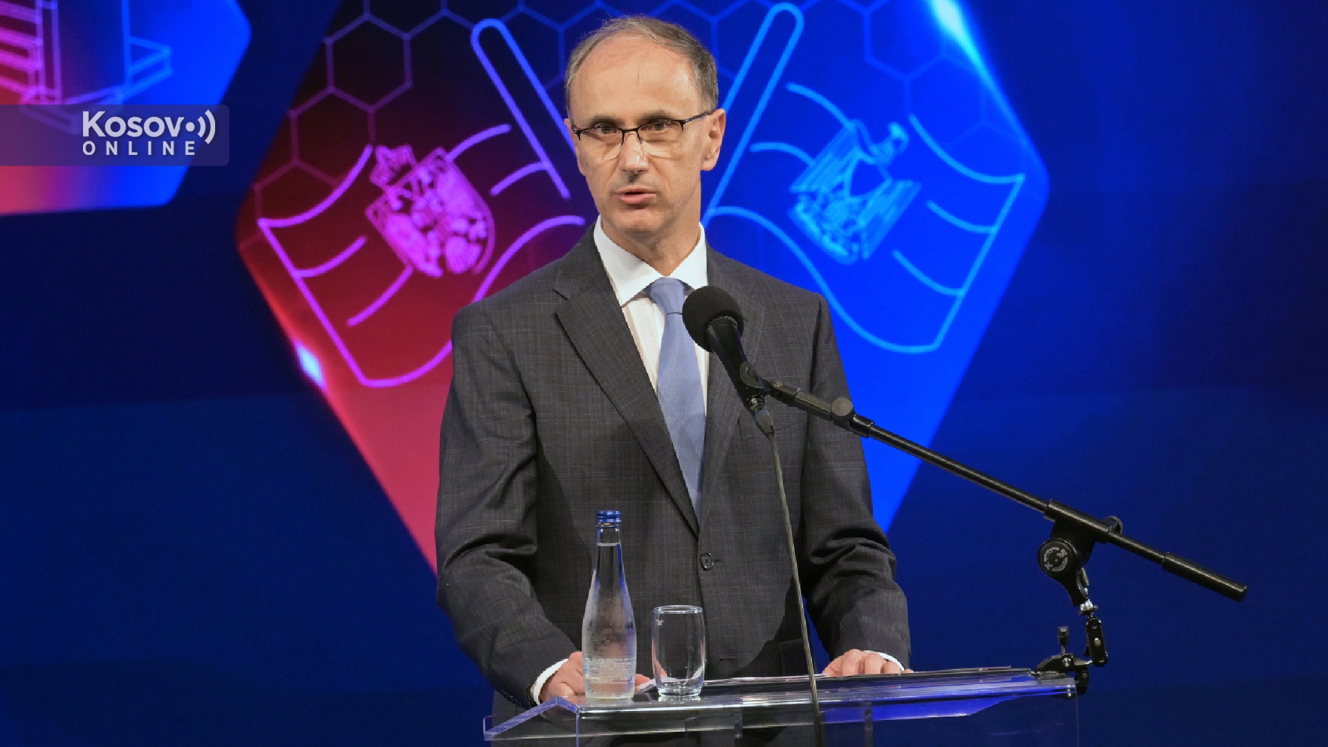 Macut: Samo jaka Srbija može braniti svaki pedalj Kosova, nećemo ...