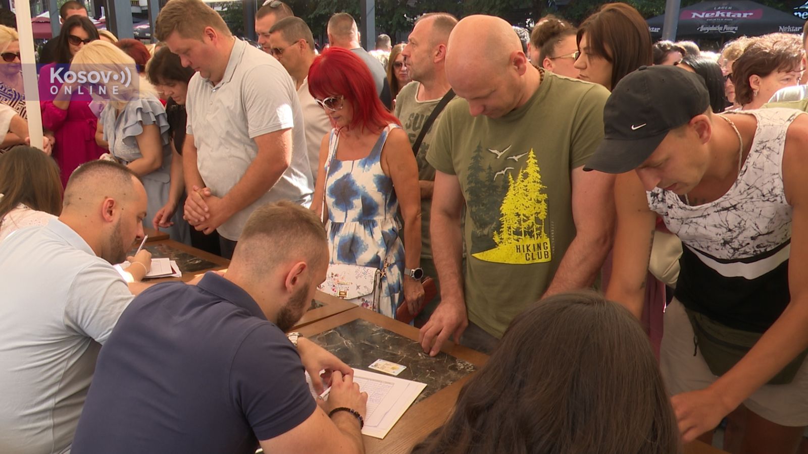 Prikupljanje potpisa za peticiju protiv gradnje novih mostova na Ibru ...