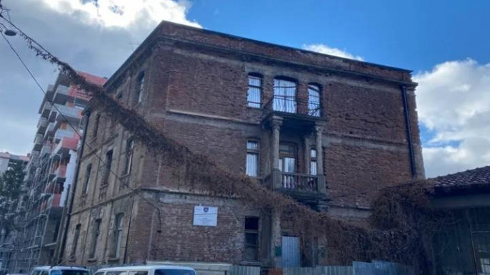 Pristina renews the project of renovating the Nazi collaborator Xhafer ...