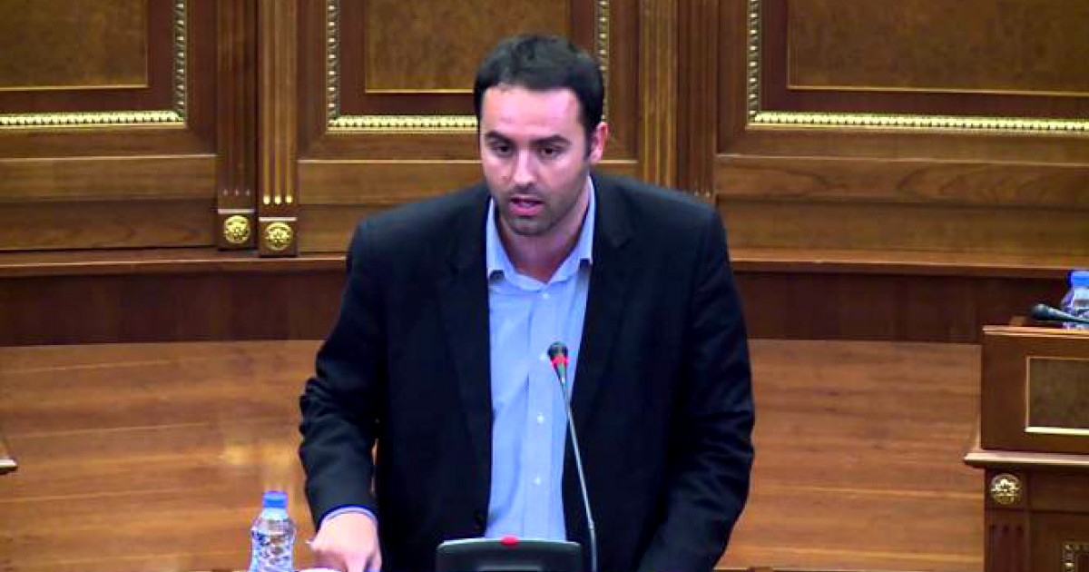 Konjufca o Raminom Nacrtu statuta ZSO: Pogrešan potez, Kurti nije ...