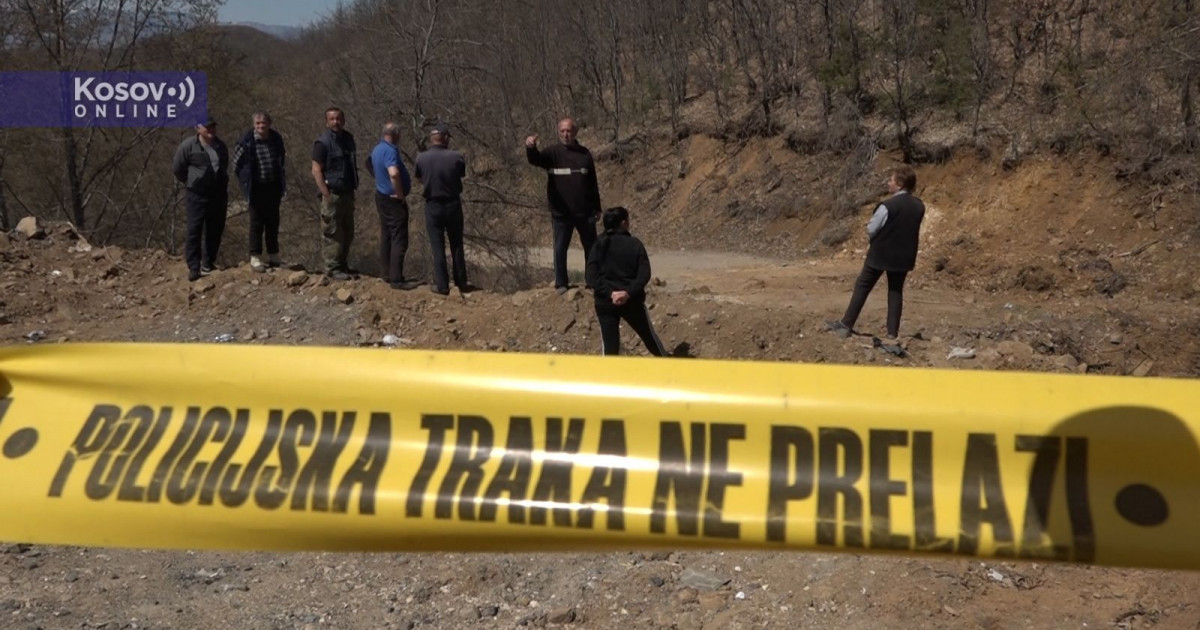 Police digging the country roads from Leposavic to Jarinje again ...