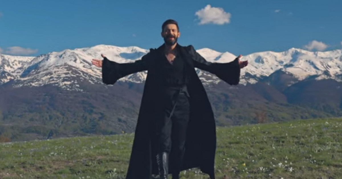 Vasić: Jako sam srećan zbog nove pesme i spota koji je rađen na Kosovu ...