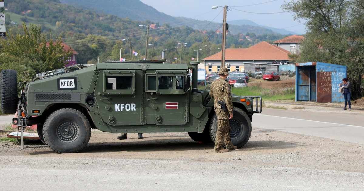 Kfor: Pratimo dešavanja na severu, u kontaktu smo sa vojnim snagama Kosova i Srbije - Kosovo Online
