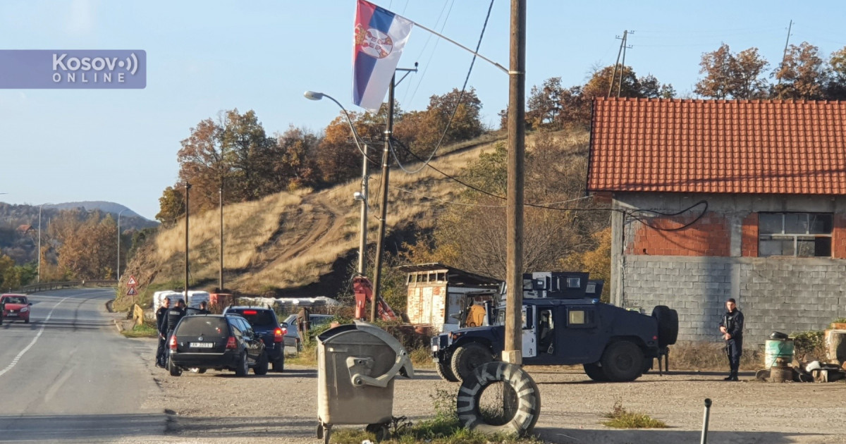 The Kosovo government's deadline for re-registration of vehicles with ...