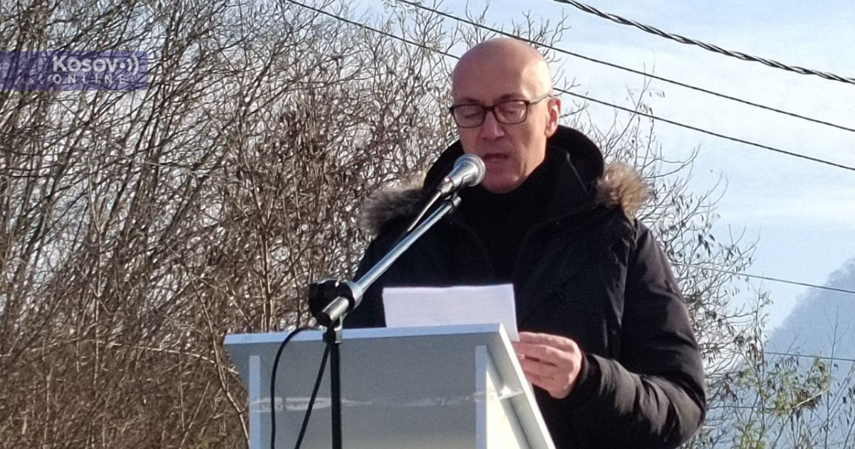 (Foto) Rakić: Zlo koje se nadvilo nad nama je strašno, nema povlačenja ...