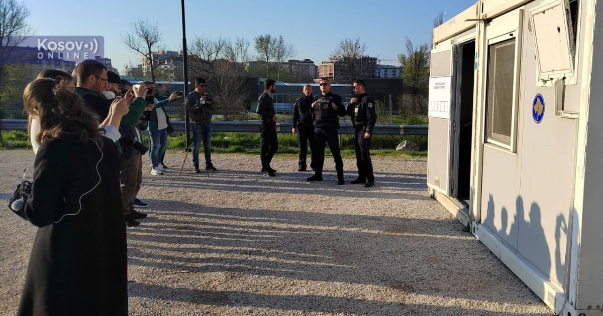 Kosovska policija: Dovoljan broj pripadnika policije na severu - Kosovo ...