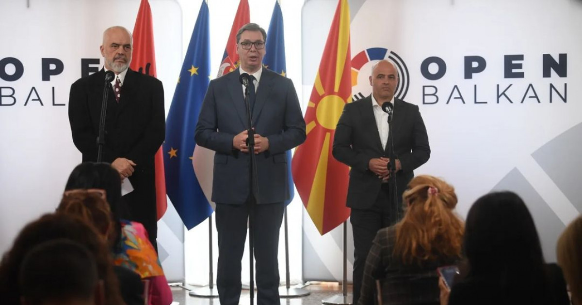 Vucic: I believe in future friendships between the Serbs and Albanians ...