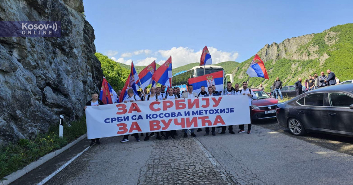 Serbs from Leposavic and North Mitrovica set off on foot to Belgrade ...