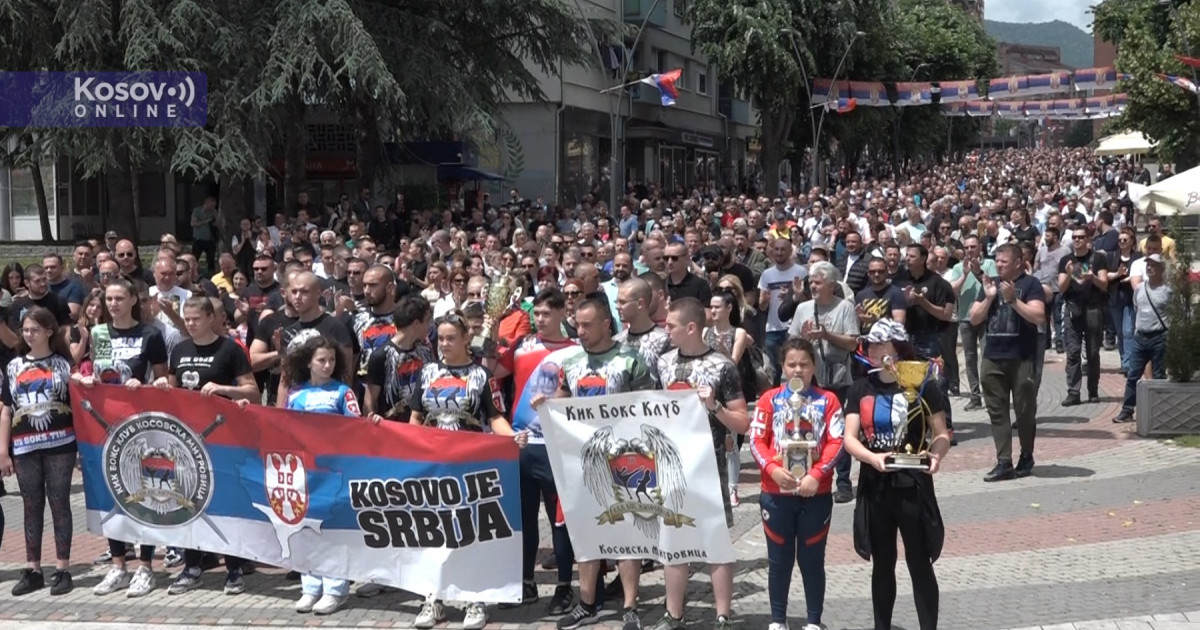 Šetnja podrške uhapšenom Milunu Milenkoviću, na čelu kolone u Severnoj ...