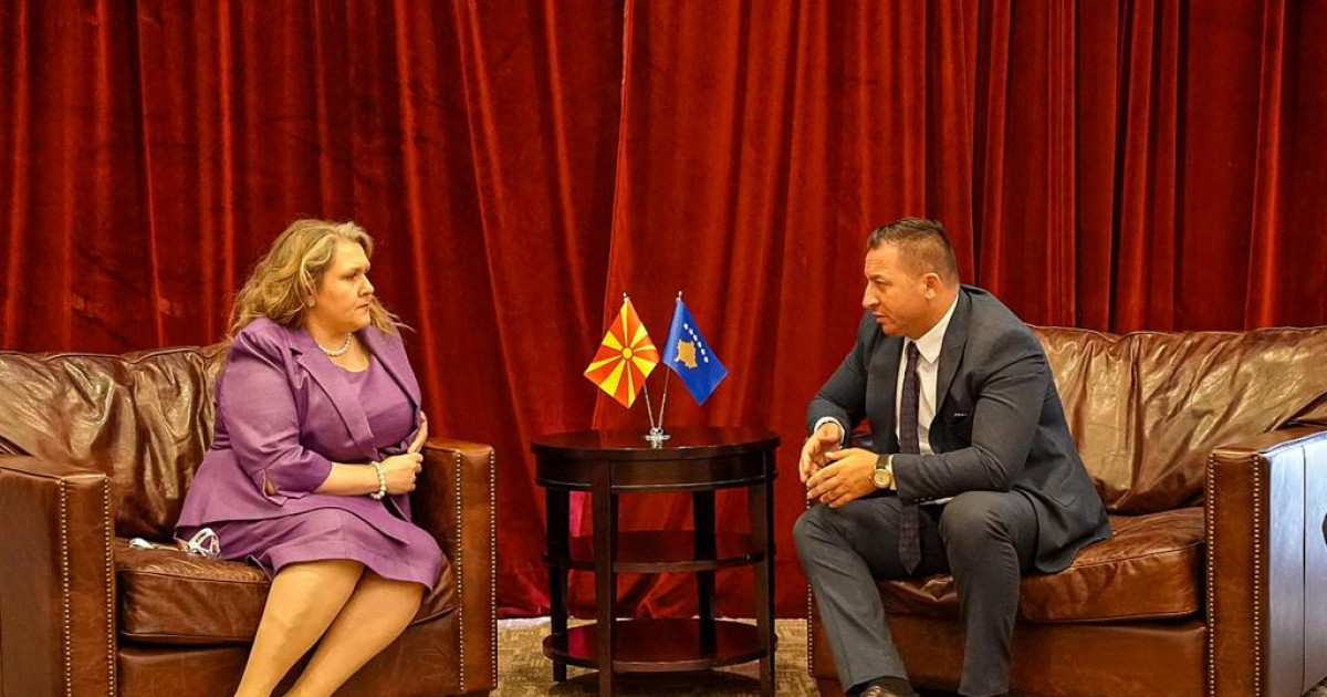 Mehaj sa Petrovskom: Odbrambena saradnja sa Severnom Makedonijom važna ...