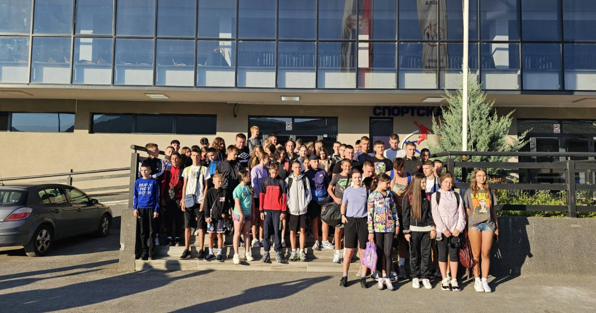 Mališani sa Kosova sa drugarima iz dijaspore na sportskom kampu u ...