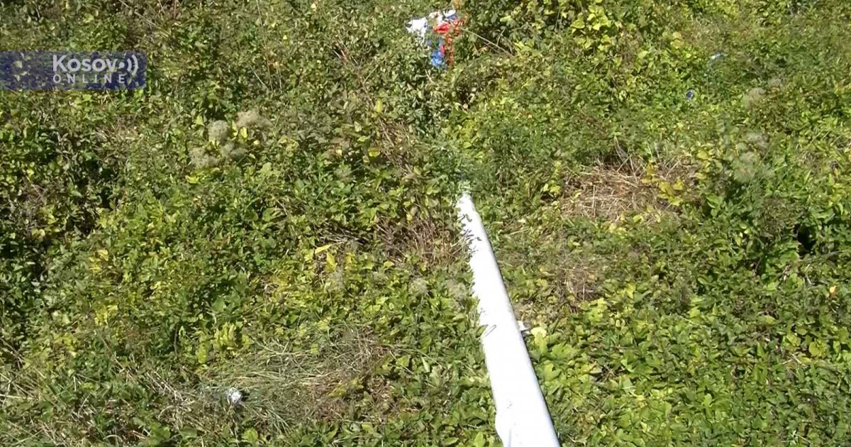 On the way to Banjska, the flagpole with the Serbian flag was broken ...