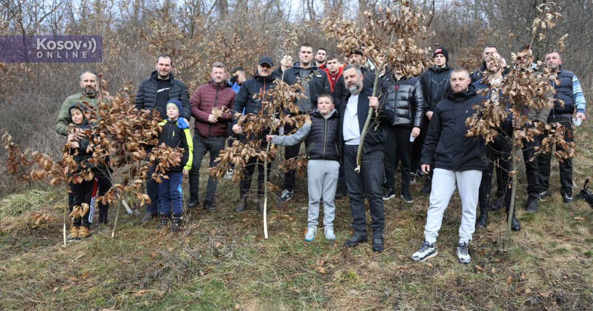 Milos and Stefan Stojanovic came for the Christmas branch this year as ...
