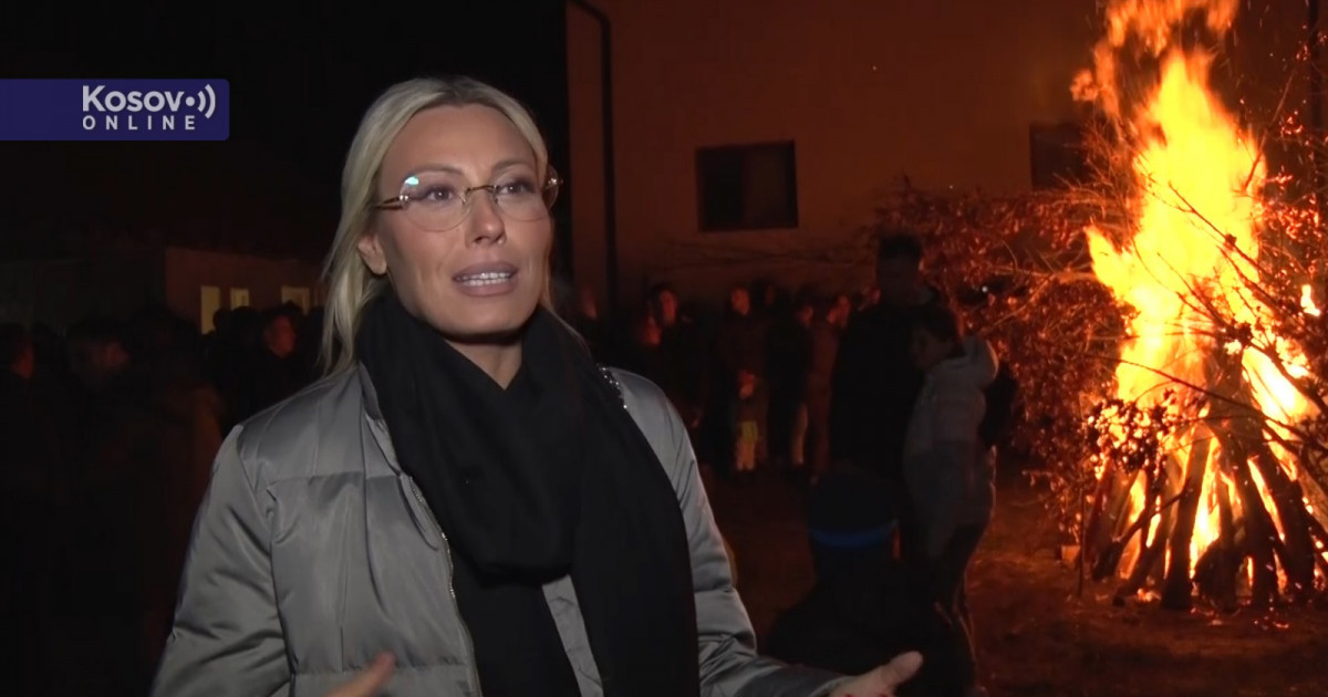 Paunović: Dok gore sveća i badnjak, neće se ugasiti srpstvo na Kosovu ... Paunović: Dok gore sveća i badnjak, neće se ugasiti srpstvo na Kosovu ...