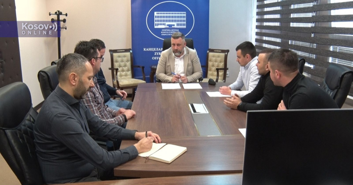 Jevtic with residents of Donje Bitinje: People are understandably ...