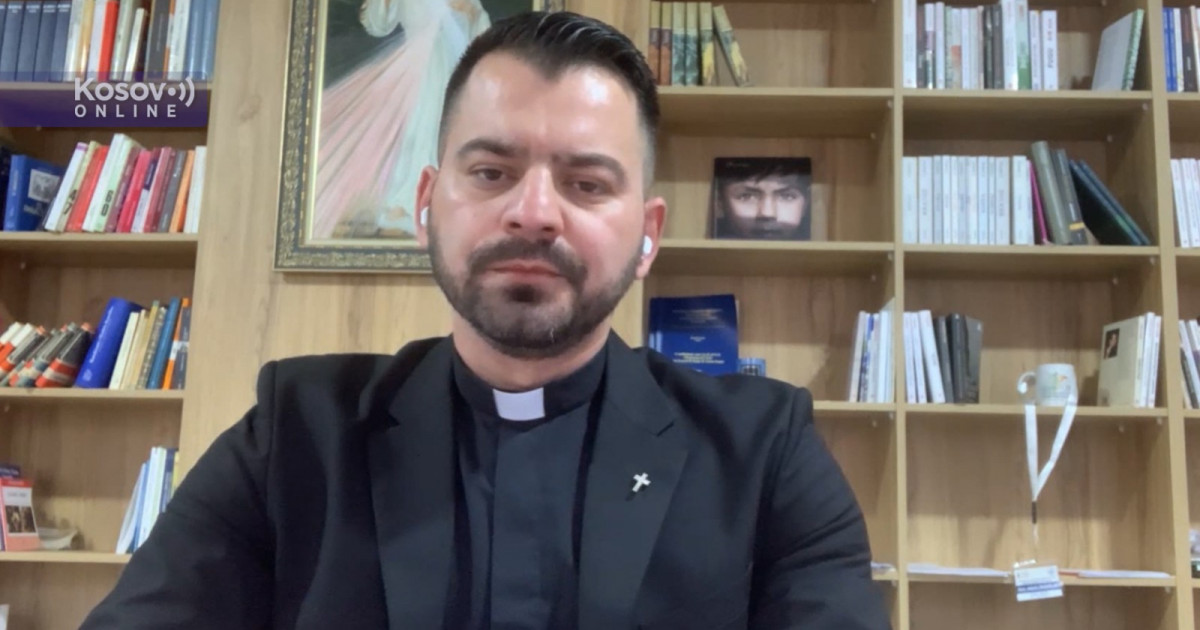 Portparol Rimokatoličke crkve u Albaniji: Crvena boja kao nov život ...