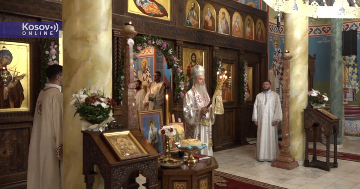 Vladika Teodosije služio liturgiju u Leposaviću povodom slave Udruženja ...