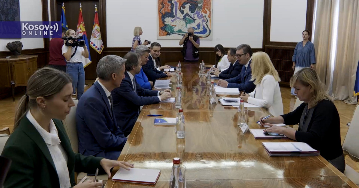 Vučić sa Johanson: Srbi na Kosovu trpe nepodnošljivi pritisak, neophodno osigurati im bezbednost ...