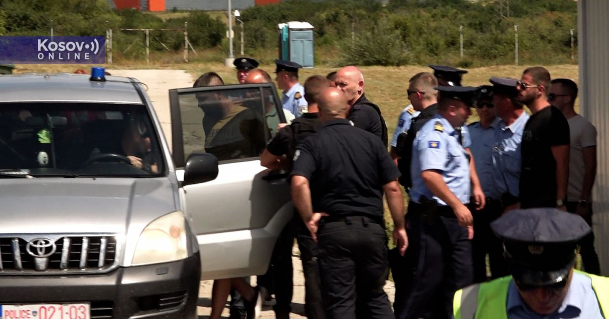 Serb detained due to someone else's flag, while Albanians freely ...