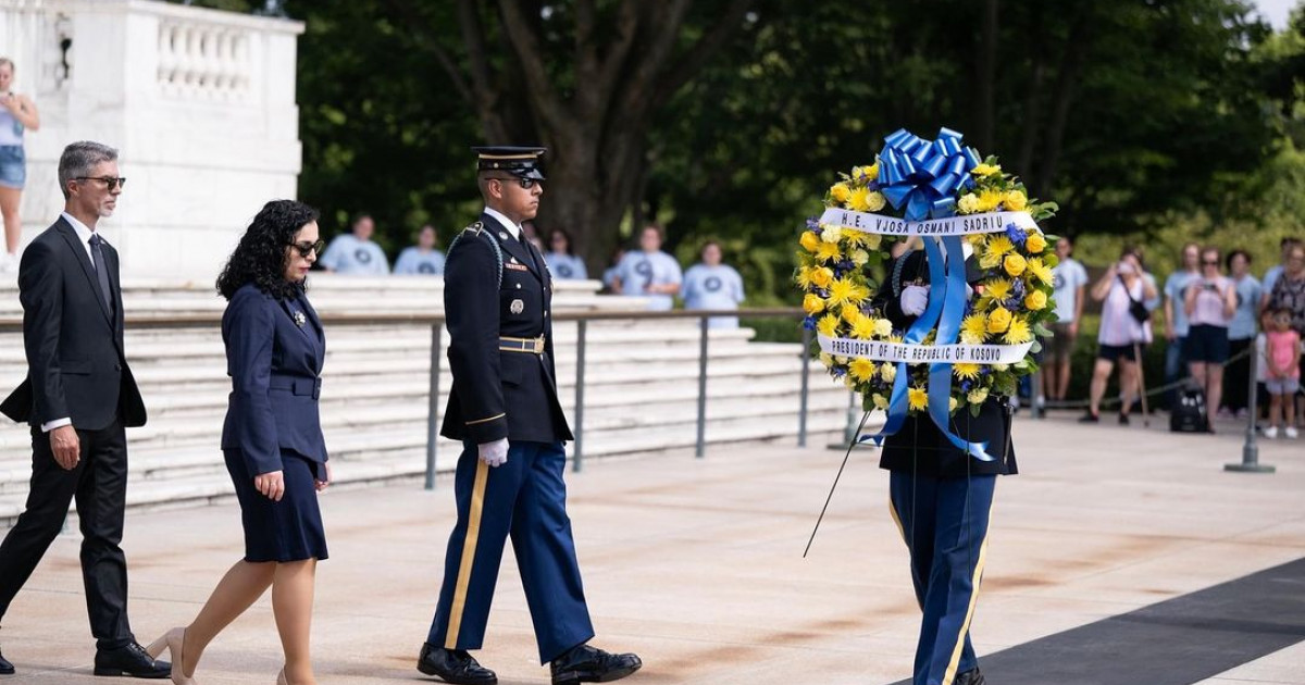 Osmani odala počast američkim vojnicima u Arlingtonu - Kosovo Online