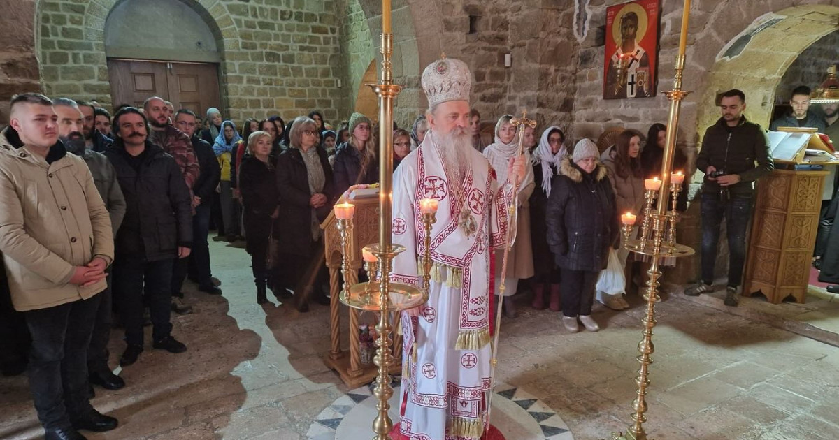 Teodosije: Srbi se ne smeju odreći svetinja u Raškoj i na Kosovu i Metohiji - Kosovo Online