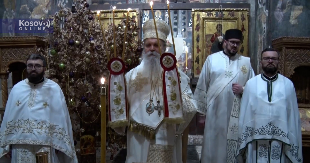 Mitropolit raško-prizrenski Teodosije služio ponoćnu liturgiju u ...