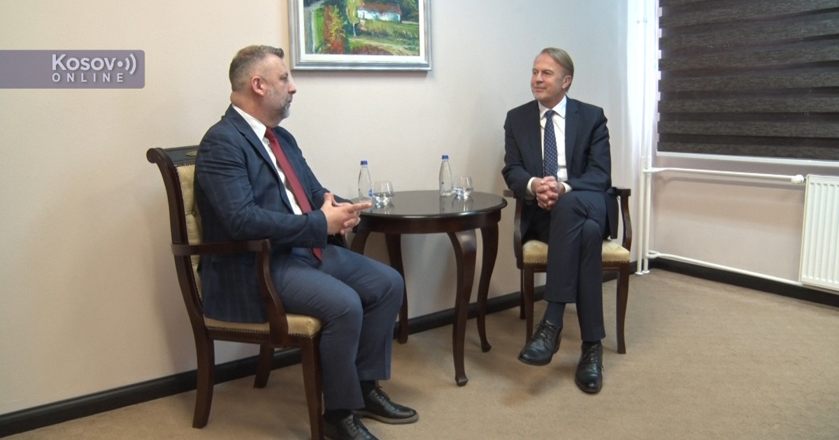 Jevtic meets with Orav about problems of Serbs in Kosovo - Kosovo Online