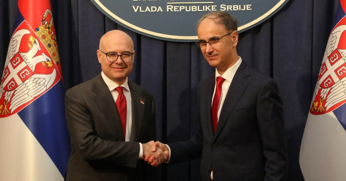 Novi premijer Srbije preuzeo dužnost, danas prva sednica Vlade u novom sazivu - Kosovo Online